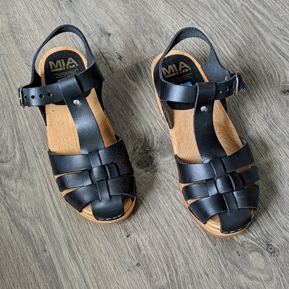 MIA | Shoes | Mia Emily Clogs | Poshmark